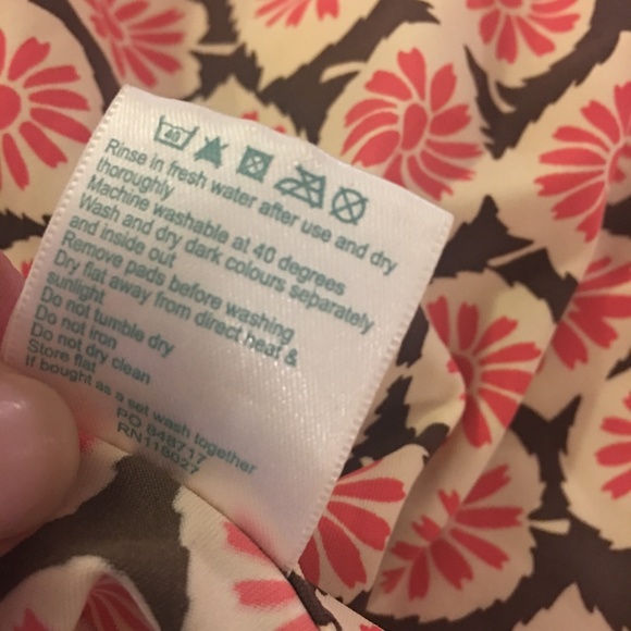 Boden | Swim | Boden Tankini Swimsuit Top Pink Daisy Floral Sz 8 | Poshmark